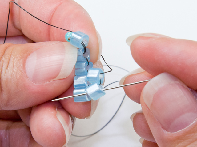 How to Decrease and Increase Brick Stitch